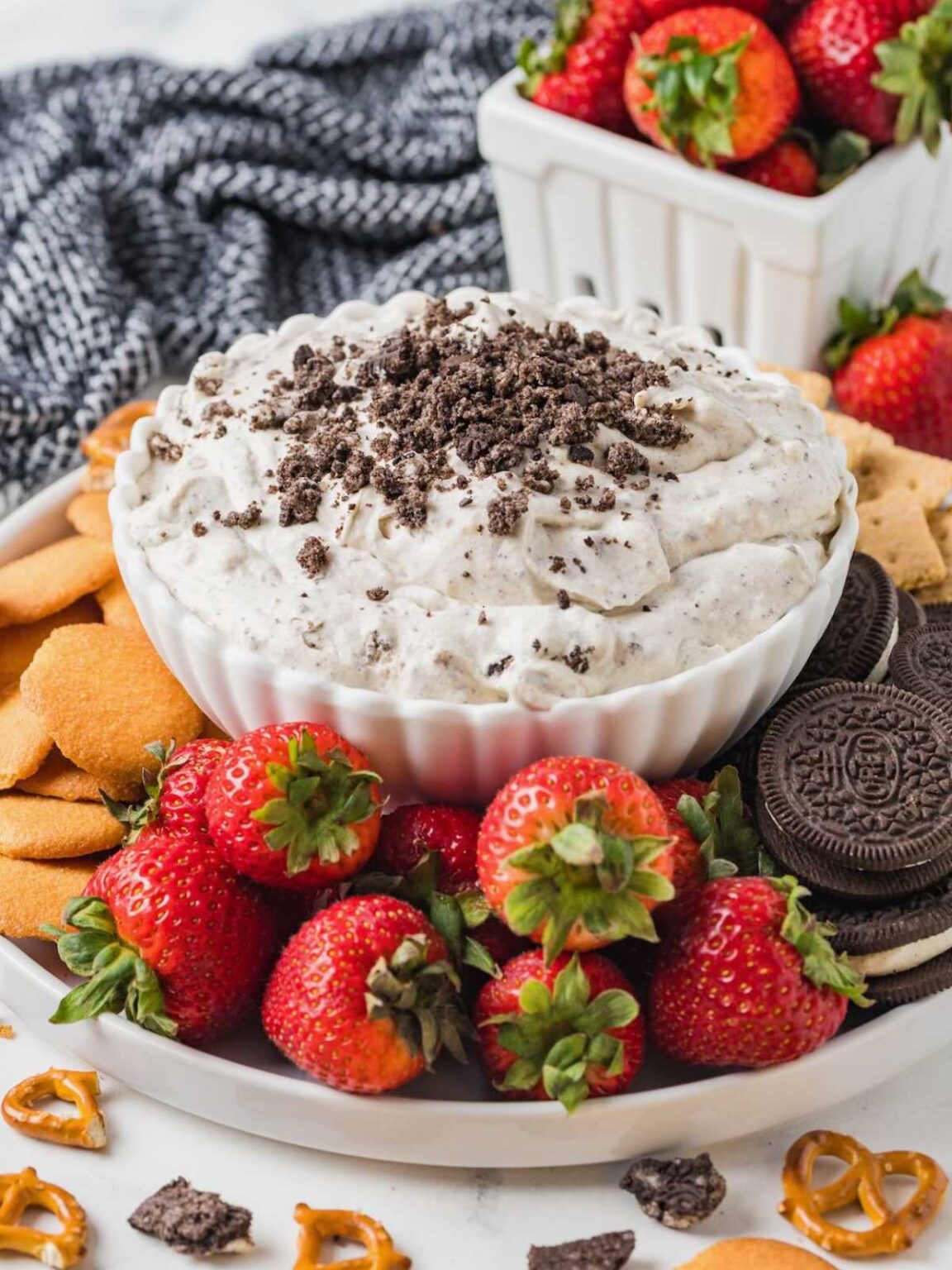 Fluffy Oreo Dip | Easy Party Dips