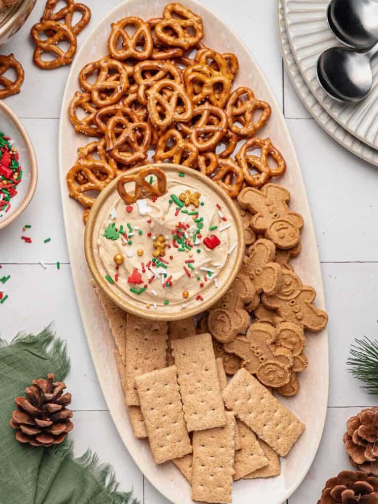 Sweet Gingerbread Dip - Bursting with Holiday Flavor! | Easy Party Dips